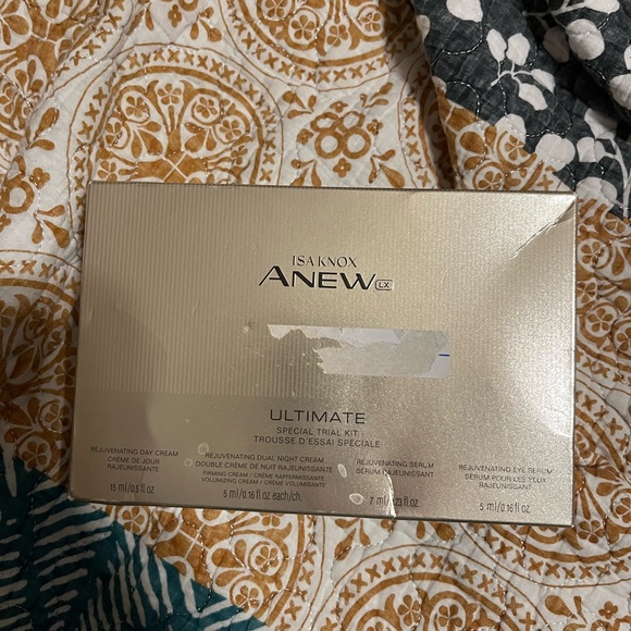 Avon | Skincare | Avon Isa Knox Anew Ultimate Special Trial Kit | Poshmark